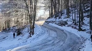 155K views · 2.3K reactions | WRC - FIA World Rally Championship  Así era el andar de Kalle Rovanperä con el Toyota GR Yaris Rally1 durante los test que realizó sobre hielo y nieve de cara al Rally de Monte-Carlo, se nota que los neumáticos Hankook están funcionando bastante bien. : mrpoypoy_38 #WRC •Chris• | Rally In My Blood | Facebook