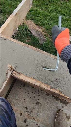 Installing anchor bolt for securing the wall plate