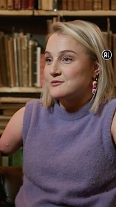 1.1M views · 15K reactions | "Hoe ga je naar de wc als je alleen...