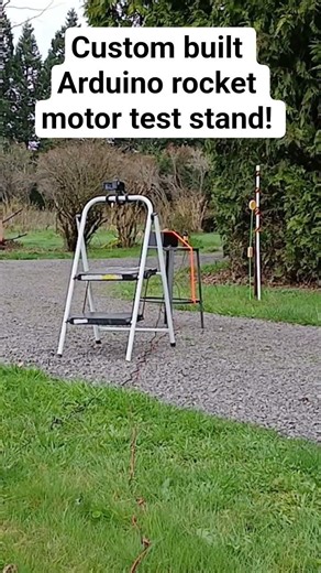 I built this Rocket motor test stand in my garage! #rocketry #arduino #electronic #fireworks #diy