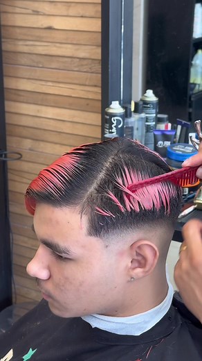 Os vídeos de Capial barber (@capialbarber) com Drake style/HIPHOP beat(1491552) - Burning Man