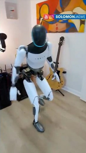 TESLA Robot Dance Off MOCAP TEST ~ Xsens Link Suit vs Awinda Feat Actor Lessi Sitdikova