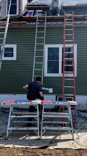 🌞Happy Friday🌞 Gator Contracting 226-750-9078 #shingleroofing #shingles #gatorcontracting #roofing #eavestrough #soffit #fascia #exteriorcontractor | Back Country Customs