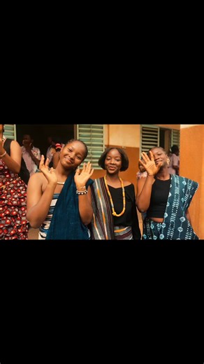 j'ai dead le montage ?😍#cssf #viralvideo #tiktokburkinafaso🇧🇫🇧🇫🇧🇫🇧🇫 #tiktokburkinafaso🇧🇫🇧🇫🇧🇫🇧🇫