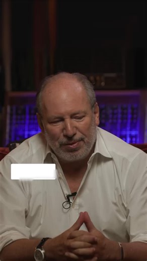 ❓One of your most frequently asked questions and who could answer this better than the curator, the maestro himself - Hans Zimmer? Check it out! #wohz #worldofhanszimmer | World of Hans Zimmer