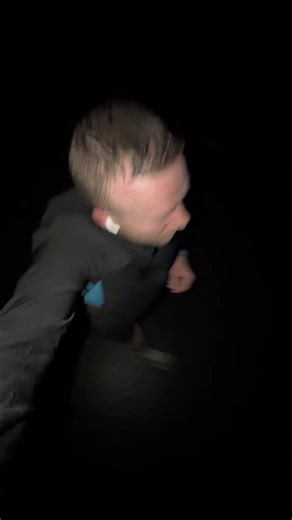 I’m bored of running in the pitch darkness now. #spring #sunset #runner #runclub #wet