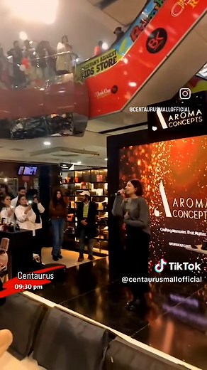 Annural Khalid Live Performance at Centaurus Mall