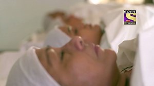 Tolani parivaar mein hui anek hatyaaon ke peeche kya tha sirf loot ka iraada yaa kisi aur maksad se mila tha iss jurm ko anjaam? Jaaniye kaise dilaayi kaanoon ne asli aparaadhee ko saza, #CrimePatrol ki #CityCrimes series mein aaj raat 11:30 baje. | Sony Entertainment Television