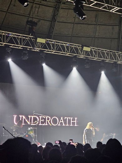 "I don't think we’ll ever wait twenty years to come back to the Philippines again." ​During Underoath's long-awaited debut at the SM Skydome last night, frontman Spencer Chamberlain took a moment to reflect on the two-decade journey it took to finally reach their Filipino fans—vowing that the next visit won't take nearly as long. Underoath Live in Manila concert was presented by PULP Live World #Underoath #UnderoathinManila2026 | Manila Concert Scene
