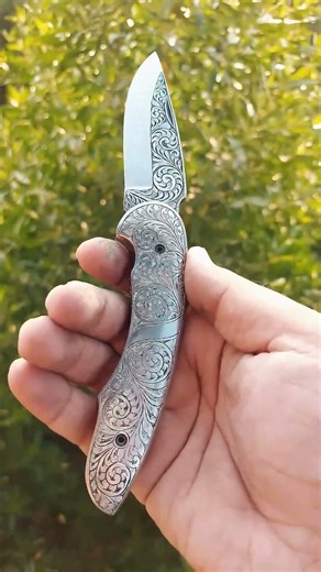 Insane Detail! Hand Engraved D2 Steel Knives 🤯🔪✨ #shorts #knifeart #edc #foldingknife #handmade