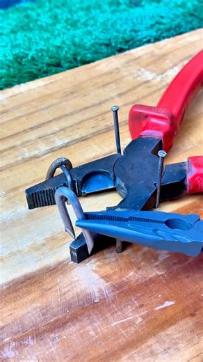 How to lock your pliers in a different way 👏💡 #diy #tips #ideas #solutions #advice | Hacks By David