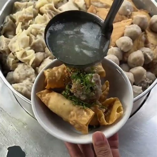 one day my life makan bakso#shorts