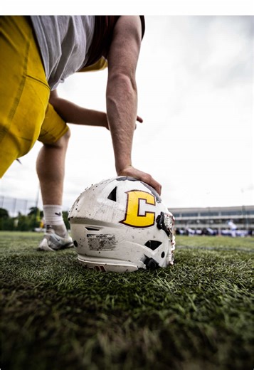Since it’s game day tomorrow against Manchester Titans, here’s a video from when we played them last Sunday!🤩 #americanfootball #bafa #invictus #czn25 #nottingham #nottinghamsport 🎥@harvey.jpeg