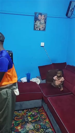 two buttons memes on Instagram: "everyone was bored accept him😢"