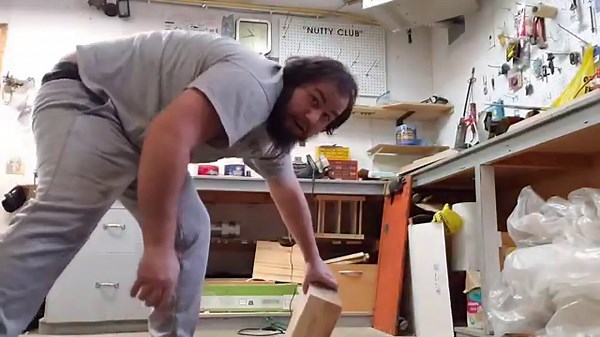 Turning a log into a small wooden box