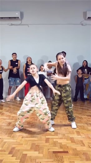 42K views · 3.4K reactions | Daddy Yankee Snow Con Calma 20 #2 | Emirabdulgani | videodance #EmirAbdulGani #dance #dancevideo #dancers #danceclass #fypシ #virals | Emirabdulgani | Facebook