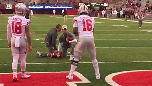 J.T. Barrett & the Ohio State Buckeyes warming up ahead of tonight's matchup OSU vs Nebraska game preview: wbns.tv/2xFv6qB | 10TV - WBNS