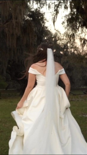 Bride's Wedding Day Runaway | Cinematic Videography Highlights