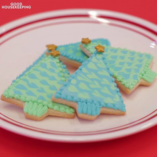 Decorate a few trees tonight! (via Wilton Cake Decorating) More Christmas cookie ideas: http://bit.ly/1V151U9 | Good Housekeeping