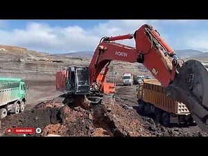 Massive Hitachi Zaxis 670LC Excavator in Action – Overburden Loading in Open-Pit Mine