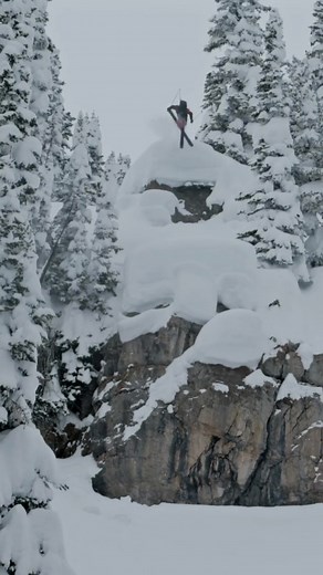 16K views · 275 reactions | DENVER! @factionskis is giving away a pair of skis and more TONIGHT at the Level 1 office. We’ll be screening Faction’s “ROOTS” during this month’s First Friday Ski Movie Night. Enjoy FREE beer and FREE yerba courtesy of @fattire and @guayaki! ⛷️: @timmcchesney Event starts at 8pm, movie rolls at 8:30! Located a block away from the Santa Fe Art Walk- 916 Inca St. See you there! | Level 1 | Facebook