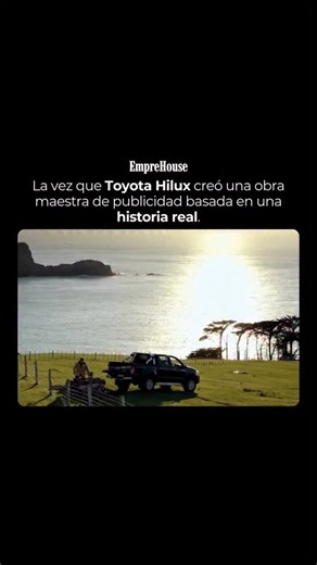 EmpreHouse on Instagram: "El anuncio de la Toyota Hilux “Unbreakable” se basa en un hecho real ocurrido en Nueva Zelanda: una Hilux fue arrastrada por el mar tras un fuerte oleaje, permaneció horas en el océano y fue dada por perdida. Días después, el mar la devolvió a la costa. La camioneta seguía en pie. Tras una limpieza básica, volvió a arrancar. Con un tono sobrio, el spot reforzó una reputación construida durante décadas y convirtió un accidente real en una lección de branding."