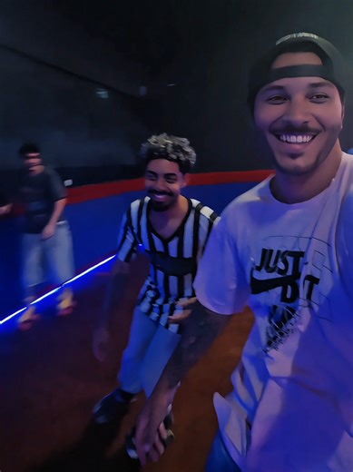 De patins na pista .. #patins #patinsinline #patinsbrasil