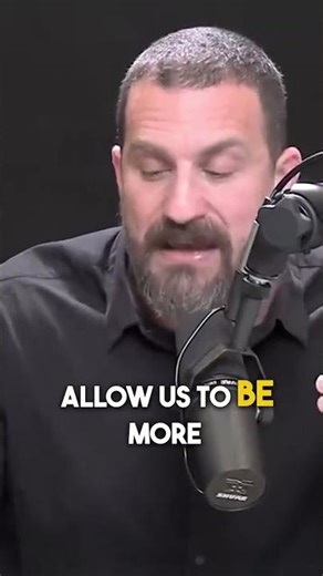 Gratitude as a Pro-Social Behavior | Huberman Lab Podcast