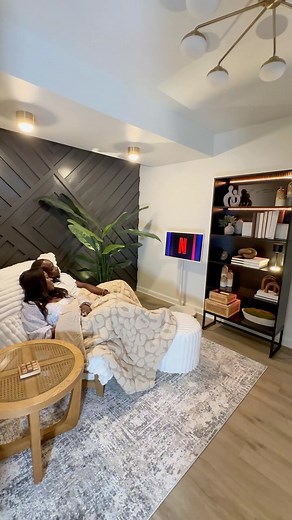 55K views · 1.8K reactions | Throwing it back to our cozy den...