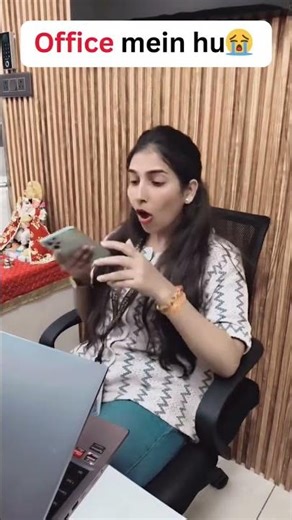 Corporate life be like: Excel khula hai… par dimaag me Reels chal rahi hain 😂📊📱 #officelife #shorts