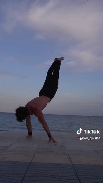 Amazing Calisthenics and Planche Edits Compilation