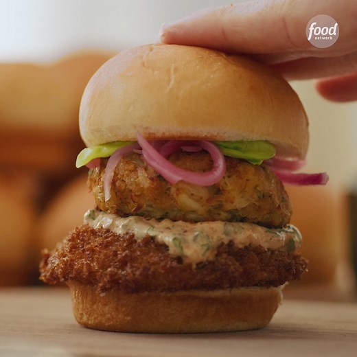 477K views · 2.2K reactions | Stack crab cakes and fried green tomatoes on sliders with a homemade remoulade for the most-summery slider ever! ☀️ Save the recipe: https://foodtv.com/3sEZCen | Food Network | Facebook