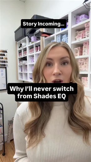 There’s a reason I will never switch from @redkenpro Shades EQ. I’ve tried so many different products over the years to make sure I’m making the right choice, and every single time I use something else, I come right back to it. Shades EQ is acidic, which means it is the healthiest option for the hair. That acidity helps seal the cuticle, lock in color, and give that signature shine we all love. It’s sheer, so it doesn’t over-deposit, and it keeps the hair feeling like hair. There are so many way