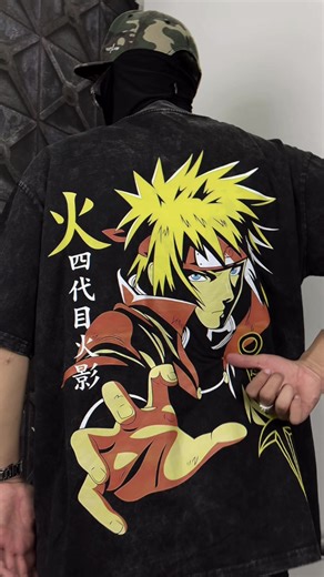 Legends don’t run — Namikaze Minato appears in a flash, then rewrites the battlefield. Vintage washed heavyweight cotton built for those who move faster than fear. #NamikazeMinato #FourthHokage #NarutoShippuden #FlyingThunderGod #Hiraishin #AnimeTshirt #VintageWash #OversizeFit #HeavyCotton #AnimeStreetwear