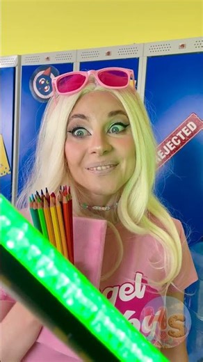 Le Secret du Stylo Magique qui Révèle un Rouge à Lèvres ! 💋✨