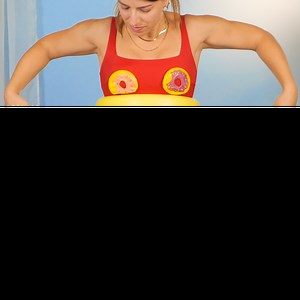 DIY beautiful dress out of pool inflatables | Parentips