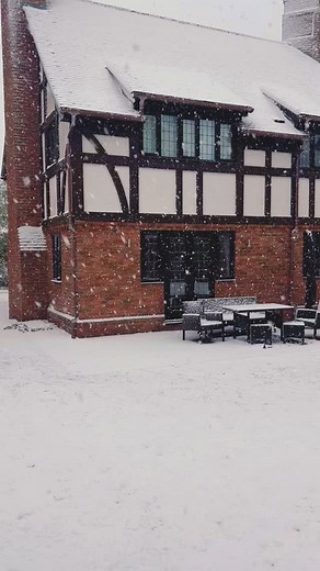 25 reactions · 11 comments | It's snowing here in the north east! Have you got snow this morning? Show us your photos , let us know where you are in the world ☃️️ | C&S | Facebook