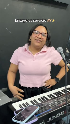Alabanza ICO on Instagram: "Ensayo vs servicio 😂 cambiamos un poco pero no todos 🤭 #alabanza #ico #alabanzayadoracion #worship"