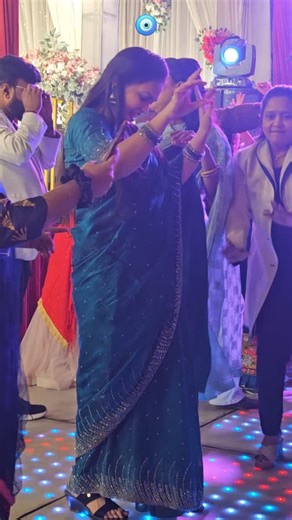 Simran Sahni on Instagram: "😘😘😘🧿🧿🧿🧿🧿"