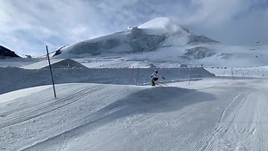 11K views · 438 reactions | Skiing with a view! ⛷️️ Saastal Bergbahnen Saas-Fee #anotherbestday Rossignol | Ramon Zenhäusern | Facebook