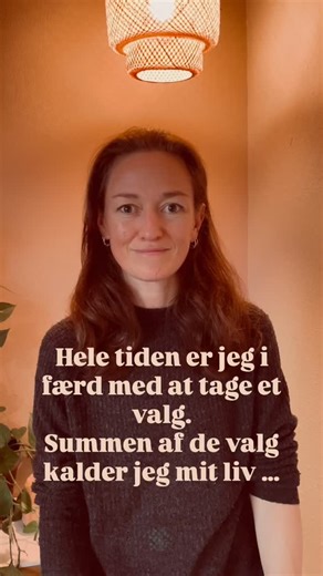 Første behandling til kun 475 kr. Fordi det kan være svært at række ud. @manuvisiondk | Kropsbehandler Maya Bjerrum Trinkjær