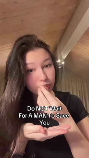 Start taking action already, and be bold enough to fullfill your potential. Who are you waiting for? What are you afraid of? You attract the best people in your life by being independent & ambitious. Resonate on the same energy, and no matter where you are - you'll attract your people. Stop worrying and focus on DOING (even if you are a soft girlie like me - you have to take your life into your own two hands) #relationshiptips #dating #potential #ambitious #fullfillment