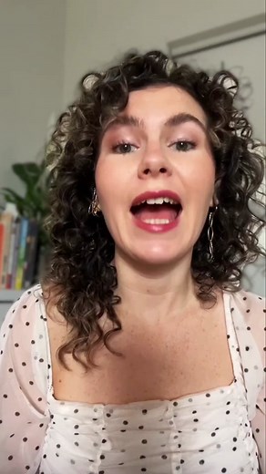 What's your biggest weakness? How to answer the what's your greatest weakness interview question. #interviewtips #jobinterview #jobsearch #interviewing #interviewquestions #careeradvice #careertiktok #careertok #careertips