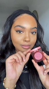 Huda Beauty Glowish Luminous Pressed Powder 😍 | Lavishta