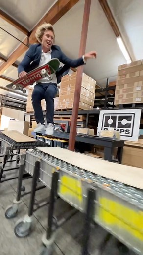 222K views · 10K reactions | Take risks, push limits, and never give up‼️  @drsalsaverde #skateboarding #nevergiveup #pushourlimits #motivation #keepgrinding  | OC Ramps | Facebook