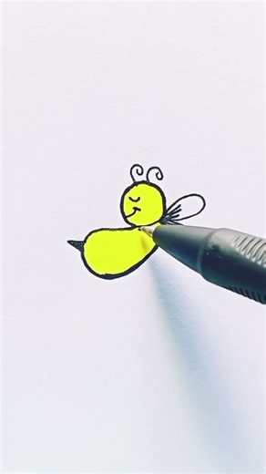 Bee 🐝 drawing #simple #satisfying #drawingideas