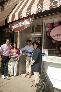 Cupcake Shop in Larchmont Satisfies A Sweet Tooth