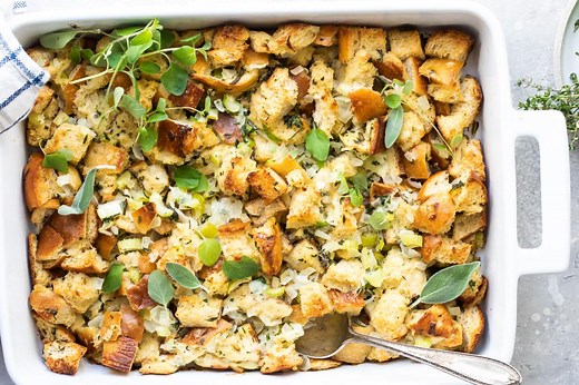 Classic Oven Baked Bread Stuffing - Culinary Hill.mp4