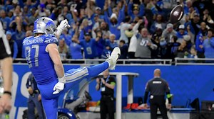 Early NFL Week 12 Predictions and Picks Against the Spread: Impact of Injuries to Cooper Kupp, Aaron Jones, and Kenneth Walker III