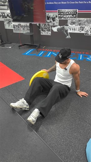 QC on Instagram: "I hate losing, but I also hate warming up, training, and recovering properly... but we still get it done. ❤️ Discipline > Motivation Full work out plan - @pre_szn"